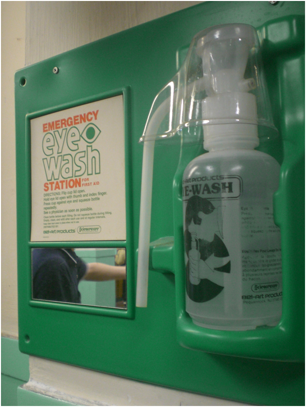 Emergency Eye Wash Station: What Is It? Who Needs It?