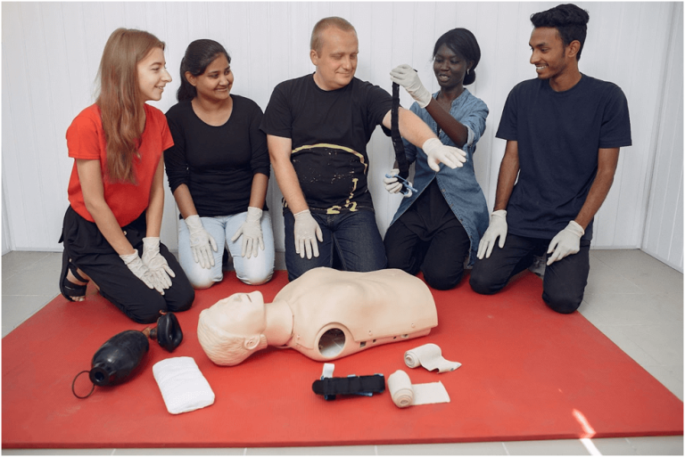 What is BLS Certification: The Comprehensive Guide